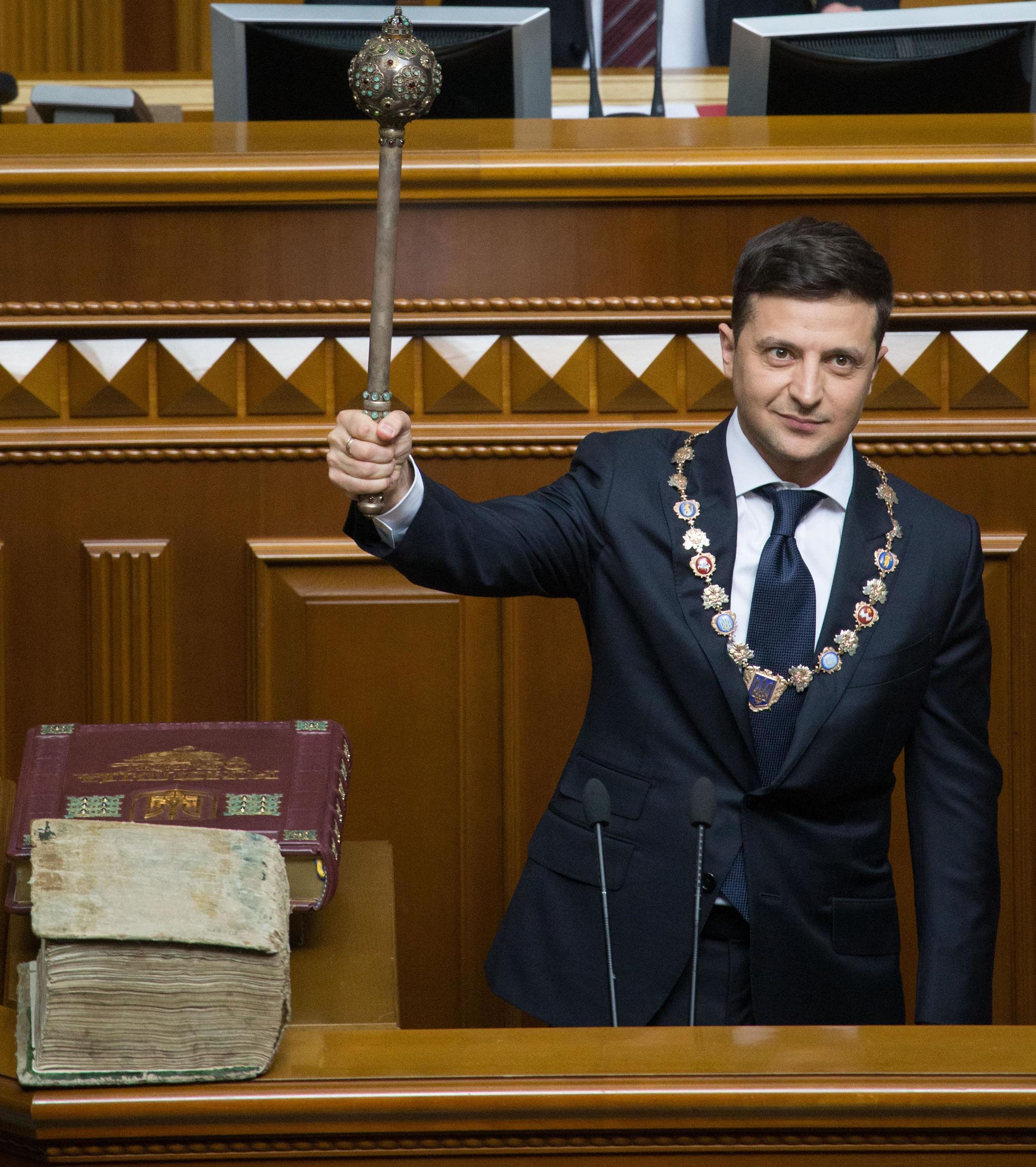 Die Antrittsrede von Präsident Wolodymyr Selenskyj | Politik | Ukraine ...